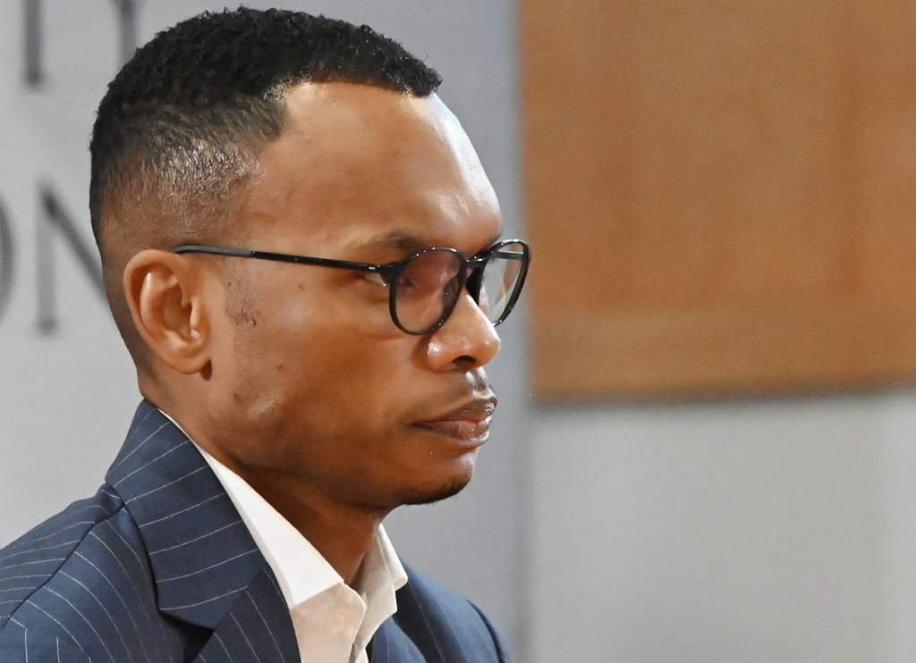 Gareth Mnisi biography and the 7 cases about the City of Tshwane CFO ...